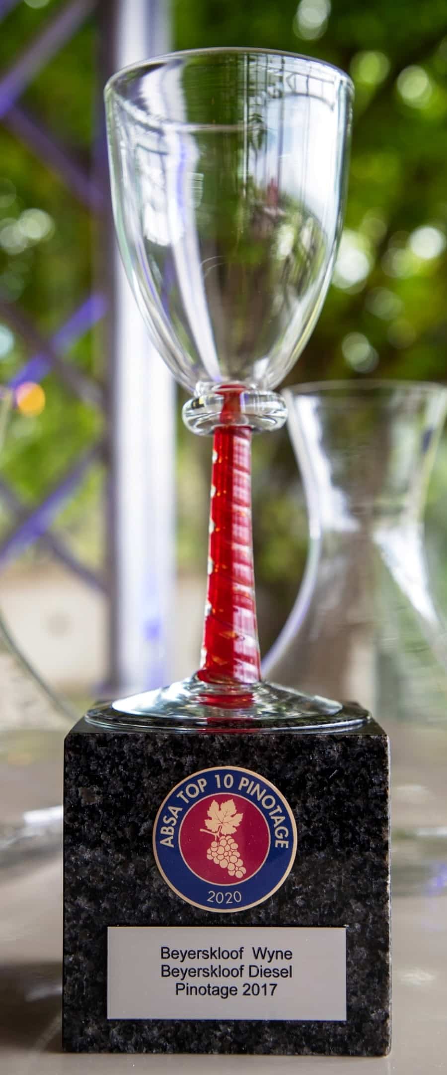 Melvyn Minnaar: The Art of Trophies - winemag